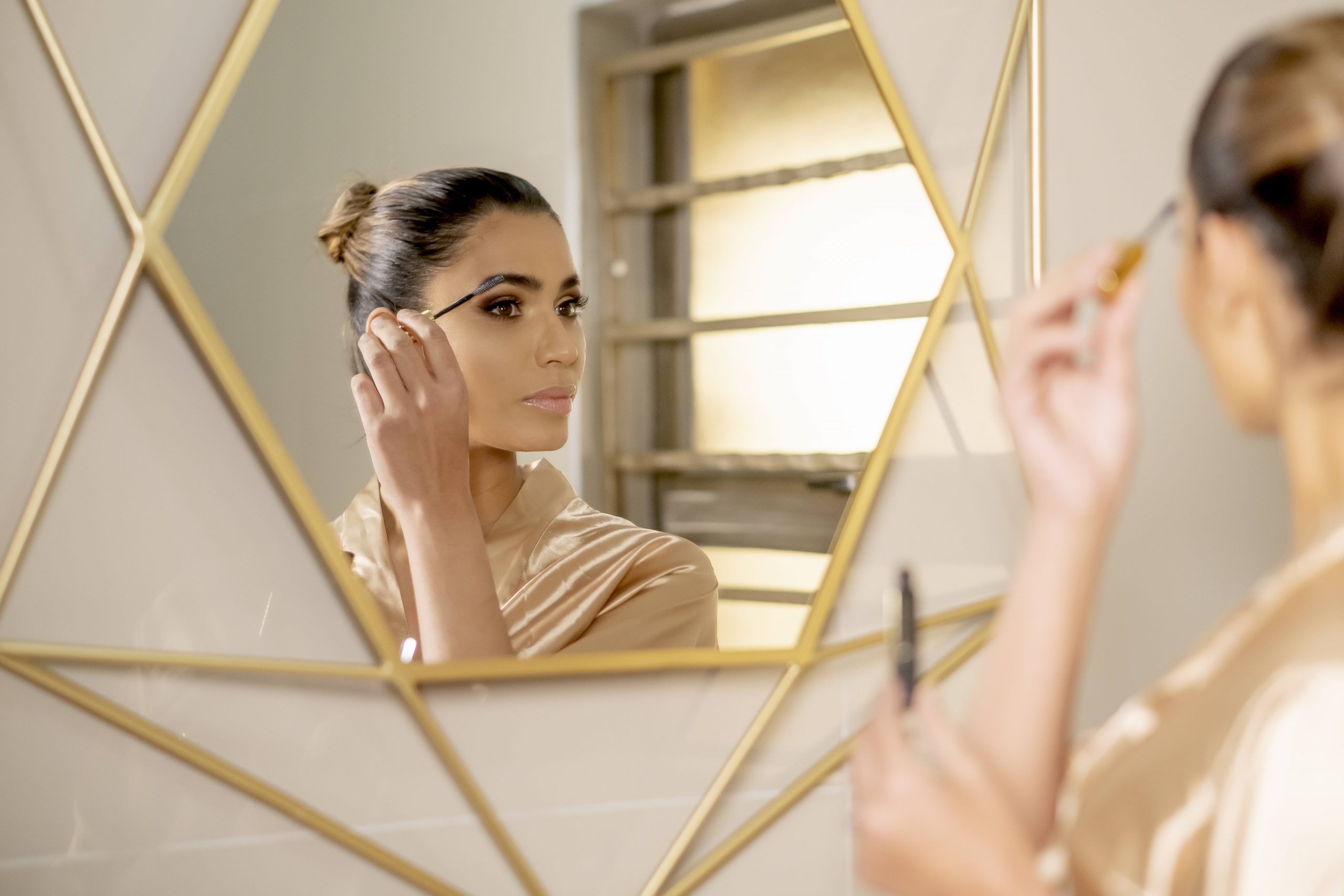 Brow Power - An expert share 8 current eyebrow trends to watch (and try!)