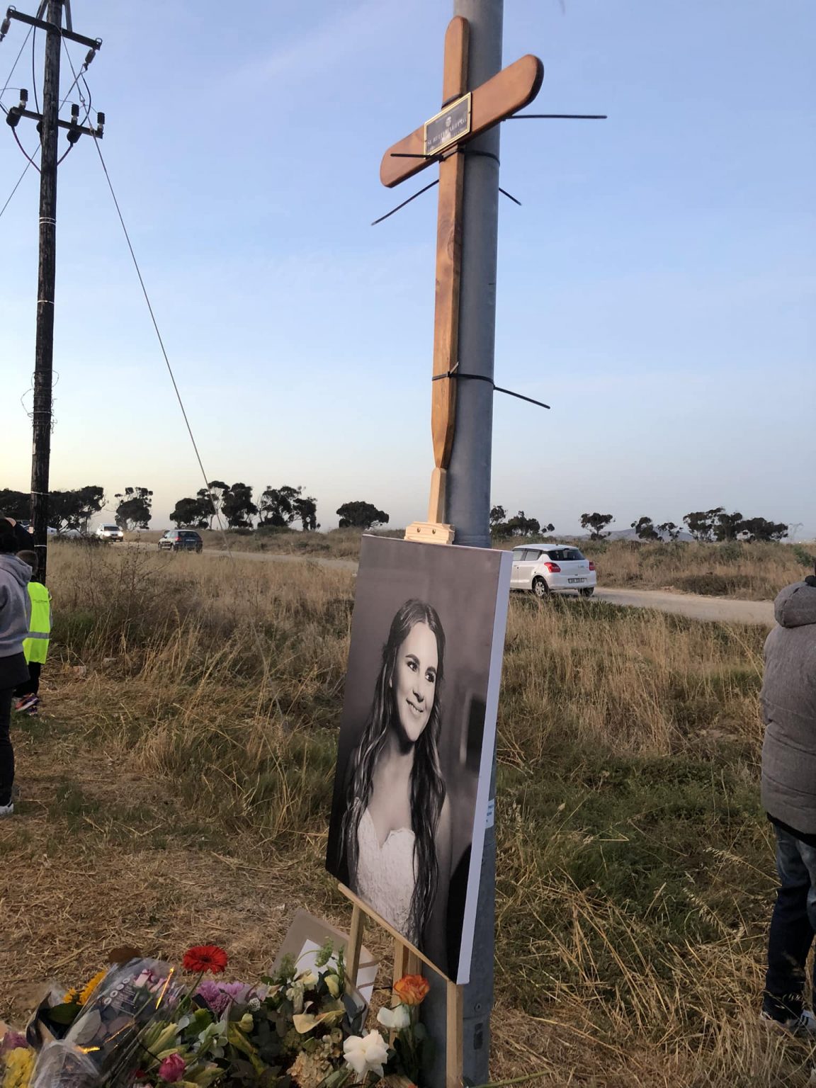 Cape Town makeup artist stabbed and killed on her way home | Woman and ...