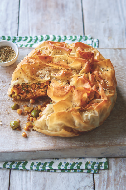 4 steps to a comforting chicken filo pie