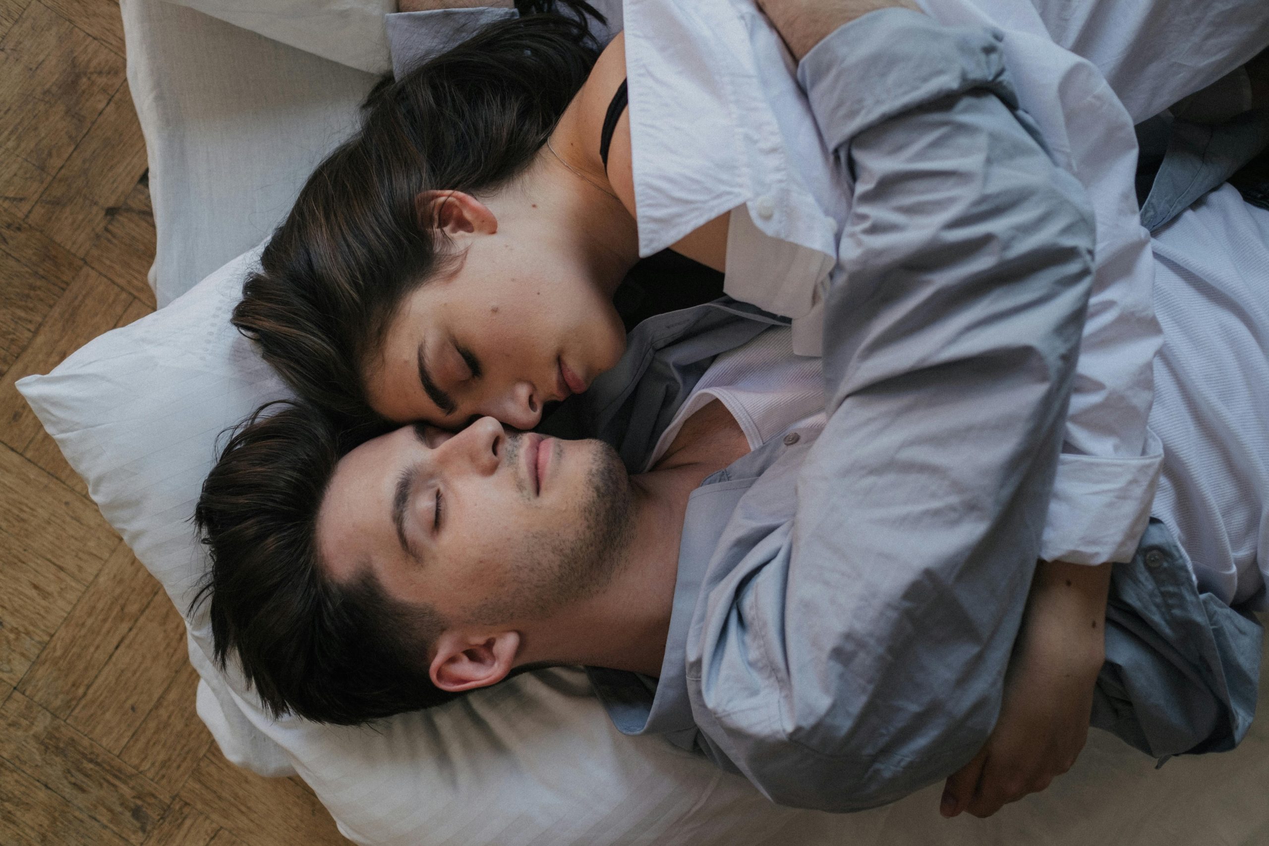 From stress relief to better sleep: the science-backed benefits of cuddling | Woman and Home ...
